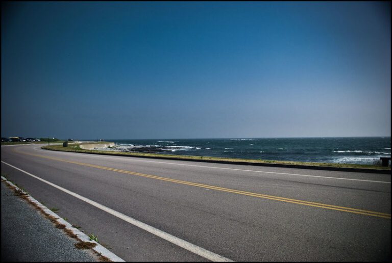 Top Motorcycle Rides in Rhode Island You Must Explore