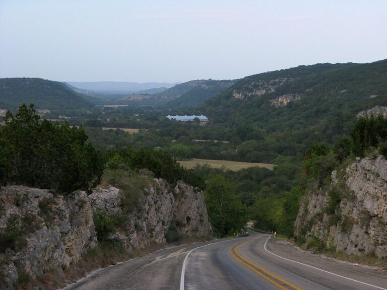 Ultimate Guide to Motorcycle Rides in Texas: Top 8 Routes